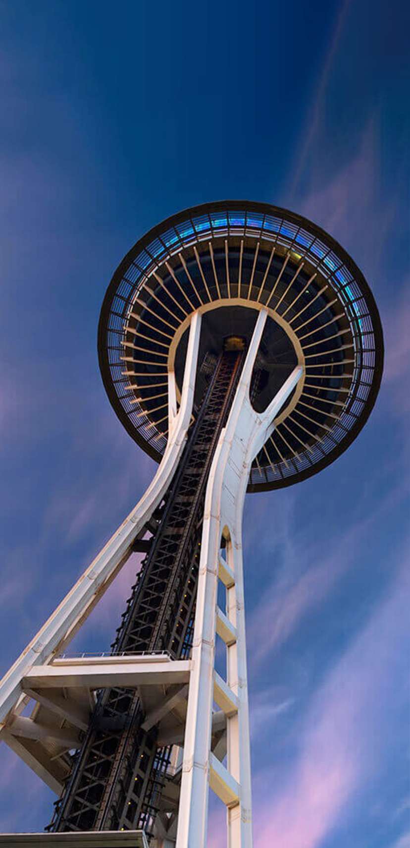 Space Needle - 605' Observation Tower in Seattle, USA | WFGT