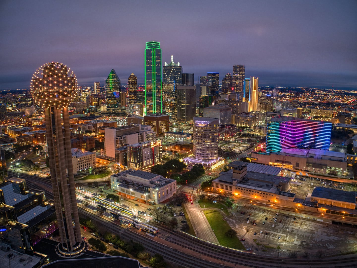 Reunion Tower - 561' Observation Tower in Dallas, USA | WFGT