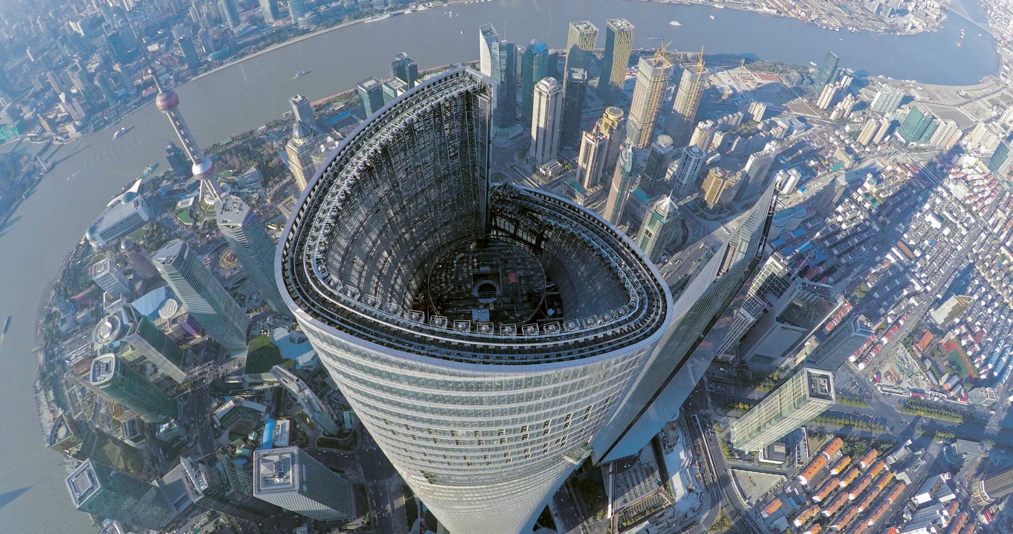 Shanghai Tower - 2,073' Skyscraper in Shanghai, China | WFGT